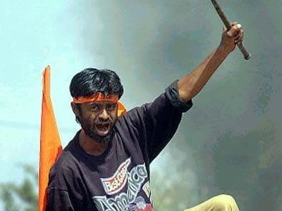 দাঙ্গা-মুখের ভারতদর্শন : 'মনুস্মৃতিই মোদিস্মৃতি'